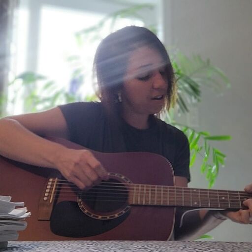 Nancy Renaud — Academos